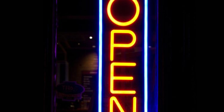 Open bar: o que é, significado, definição e conceito